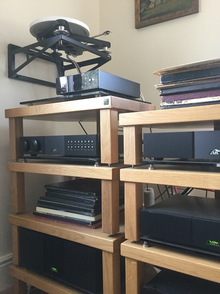 Naim glass etc under Rega Aria - Hi-Fi Corner - Naim Audio - Community